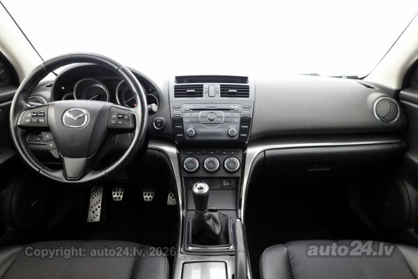White Mazda 6 2011 in Tallinn, with an engine capacity of 2.20 L and mileage of 257 thousand km for 1899 €, photo 5 on AUTOMOTO.COM.LV