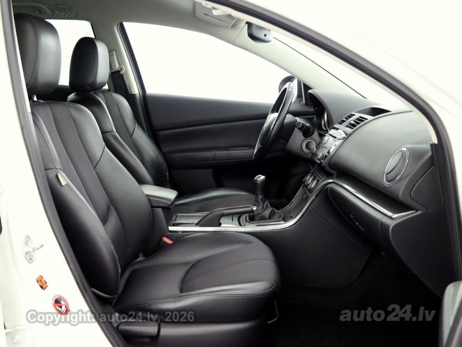 White Mazda 6 2011 in Tallinn, with an engine capacity of 2.20 L and mileage of 257 thousand km for 1899 €, photo 7 on AUTOMOTO.COM.LV