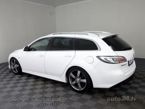 White Mazda 6 2011 in Tallinn, with an engine capacity of 2.20 L and mileage of 269 thousand km for 1999 €, photo 5 on AUTOMOTO.COM.LV