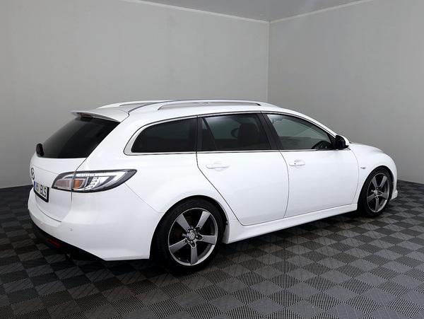 Balts Mazda 6 2011 Tallina, ar dzinēja tilpumu 2.20 L un nobraukumu 269 tūkst. km par 1999 €, foto 3 vietnē AUTOMOTO.COM.LV