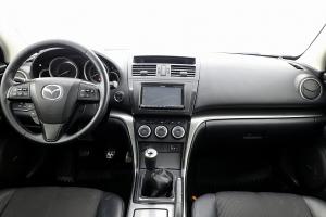 White Mazda 6 2011 in Tallinn, with an engine capacity of 2.20 L and mileage of 269 thousand km for 1999 €, photo 13 on AUTOMOTO.COM.LV