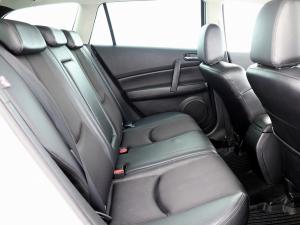 White Mazda 6 2011 in Tallinn, with an engine capacity of 2.20 L and mileage of 269 thousand km for 1999 €, photo 15 on AUTOMOTO.COM.LV