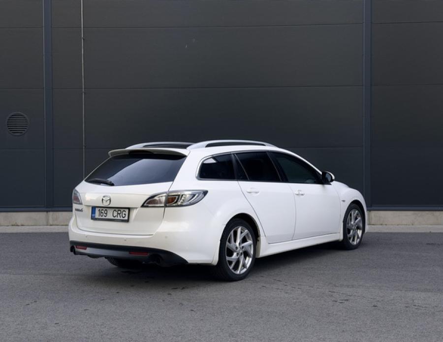 Balts Mazda 6 2012 Tallina, ar dzinēja tilpumu 2.00 L un nobraukumu 309 tūkst. km par 2499 €, foto 5 vietnē AUTOMOTO.COM.LV