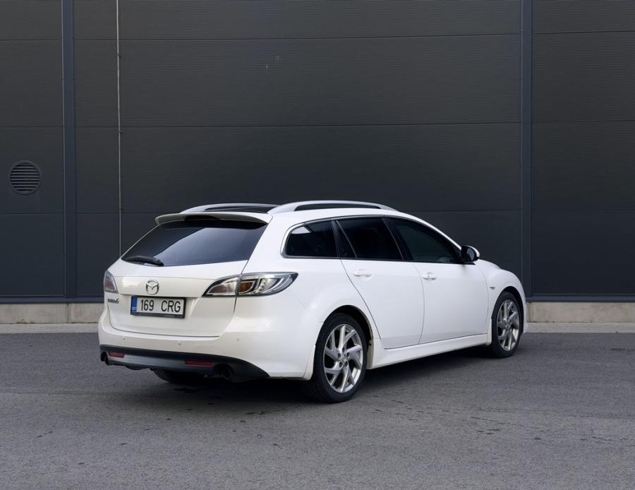 Balts Mazda 6 2012 Tallina, ar dzinēja tilpumu 2.00 L un nobraukumu 309 tūkst. km par 2499 €, foto 15 vietnē AUTOMOTO.COM.LV