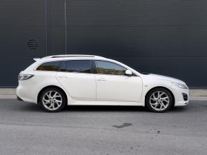 Balts Mazda 6 2012 Tallina, ar dzinēja tilpumu 2.00 L un nobraukumu 309 tūkst. km par 2499 €, foto 19 vietnē AUTOMOTO.COM.LV