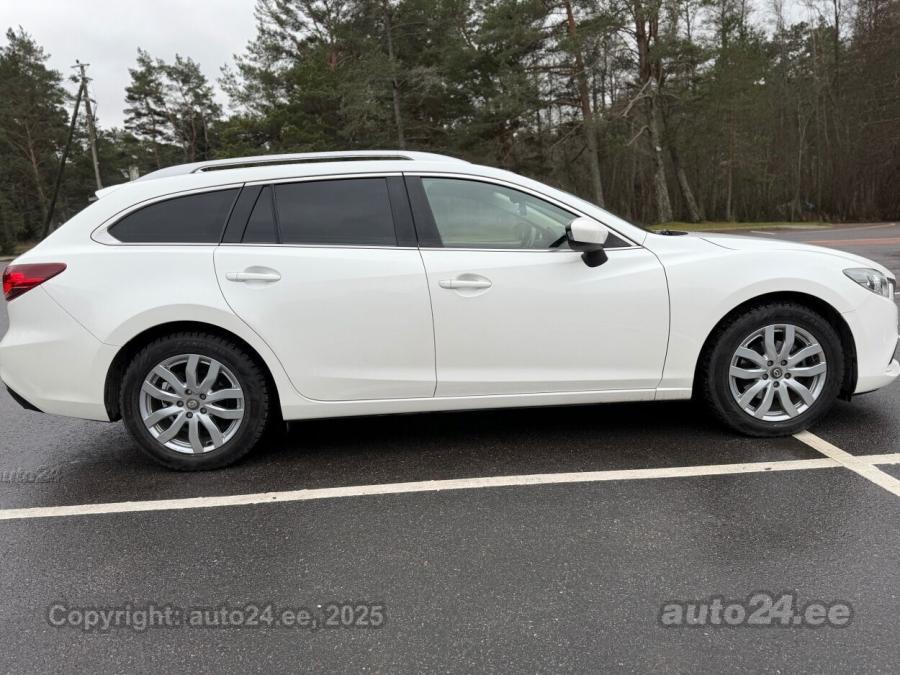 White Mazda 6 2013 in Paldiski, with an engine capacity of 2.20 L and mileage of 199 thousand km for 8700 €, photo 8 on AUTOMOTO.COM.LV