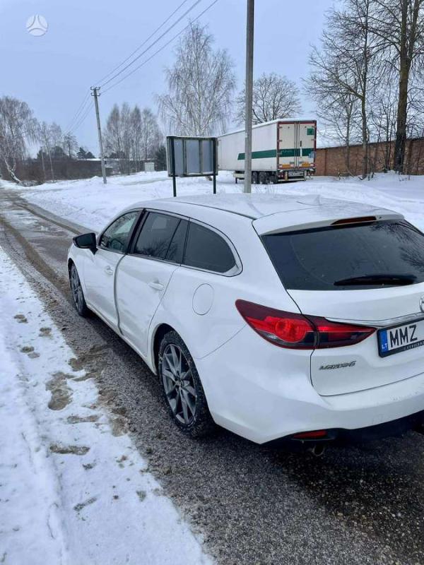 White Mazda 6 2013 in Moletai, with an engine capacity of 2.00 L and mileage of 276 thousand km for 6200 €, photo 4 on AUTOMOTO.COM.LV
