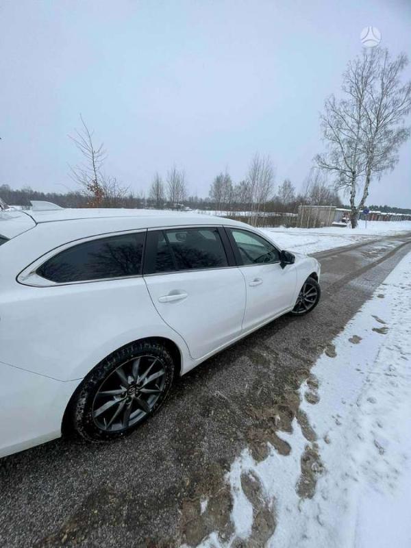 White Mazda 6 2013 in Moletai, with an engine capacity of 2.00 L and mileage of 276 thousand km for 6200 €, photo 8 on AUTOMOTO.COM.LV