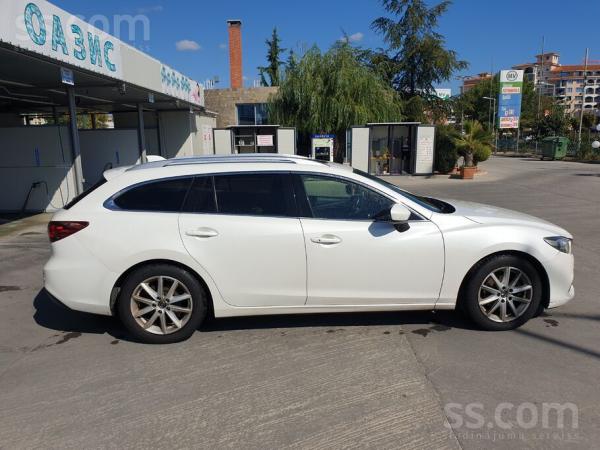 Balts Mazda 6 2013 Rīga, ar dzinēja tilpumu 2.20 L un nobraukumu 308 tūkst. km par 3600 €, foto 3 vietnē AUTOMOTO.COM.LV