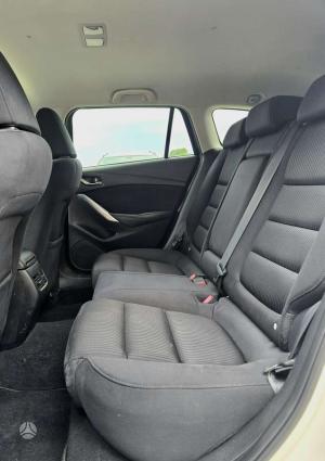 Balts Mazda 6 2013 Tauragė, ar dzinēja tilpumu 2.18 L un nobraukumu 255 tūkst. km par 5100 €, foto 25 vietnē AUTOMOTO.COM.LV