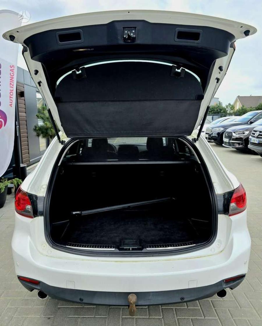 Balts Mazda 6 2013 Tauragė, ar dzinēja tilpumu 2.18 L un nobraukumu 255 tūkst. km par 5100 €, foto 32 vietnē AUTOMOTO.COM.LV
