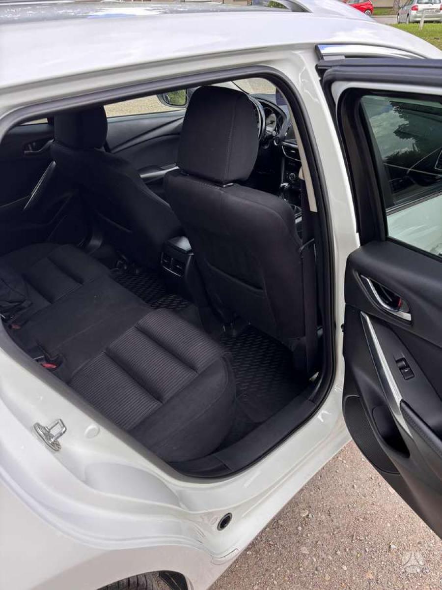 Balts Mazda 6 2013 Šauļi, ar dzinēja tilpumu 2.20 L un nobraukumu 203 tūkst. km par 5200 €, foto 9 vietnē AUTOMOTO.COM.LV