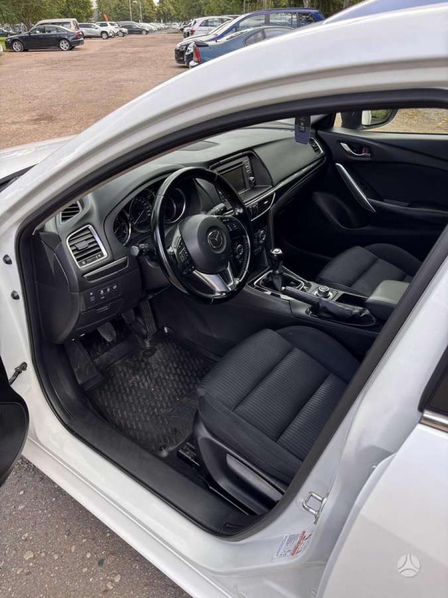 Balts Mazda 6 2013 Šauļi, ar dzinēja tilpumu 2.20 L un nobraukumu 203 tūkst. km par 5200 €, foto 12 vietnē AUTOMOTO.COM.LV