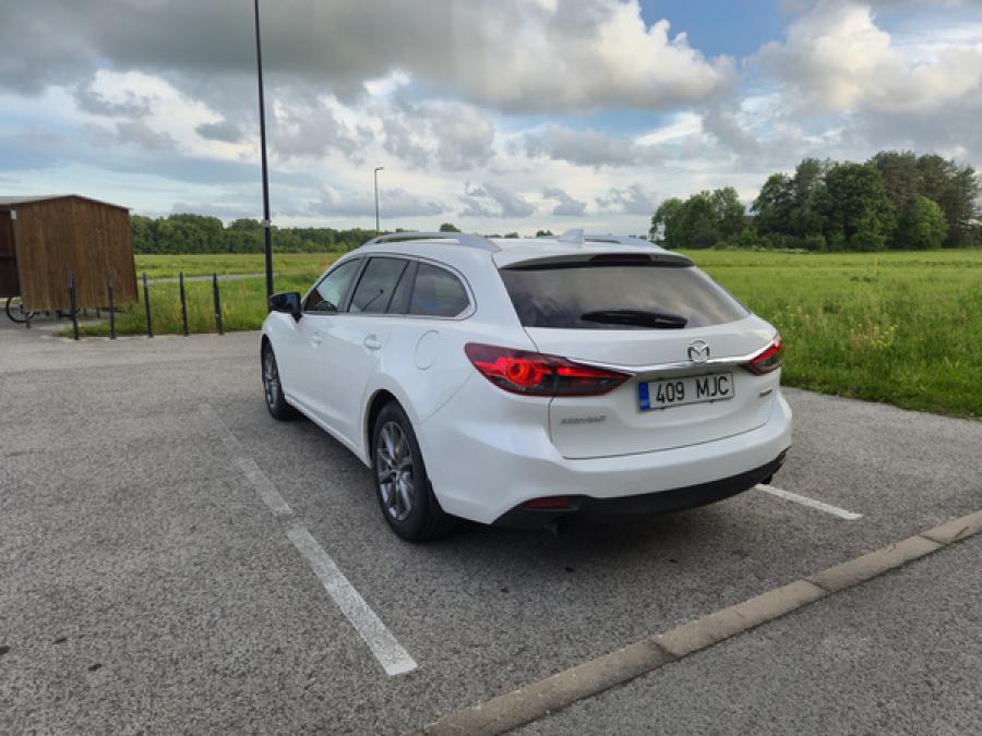 White Mazda 6 2013 in Keila, with an engine capacity of 2.00 L and mileage of 282 thousand km for 6900 €, photo 3 on AUTOMOTO.COM.LV