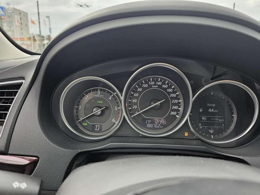 Белый Мазда 6 2013 в Каунас, объемом двигателя 2.19 л и пробегом 188 тыс. км за 5600 €, фото 10 на AUTOMOTO.COM.LV