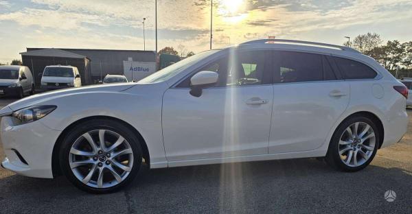 White Mazda 6 2013 in Marijampole, with an engine capacity of 2.18 L and mileage of 283 thousand km for 5200 €, photo 8 on AUTOMOTO.COM.LV