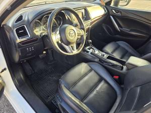 White Mazda 6 2013 in Marijampole, with an engine capacity of 2.18 L and mileage of 283 thousand km for 5200 €, photo 10 on AUTOMOTO.COM.LV