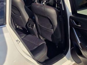 White Mazda 6 2013 in Marijampole, with an engine capacity of 2.18 L and mileage of 283 thousand km for 5200 €, photo 12 on AUTOMOTO.COM.LV