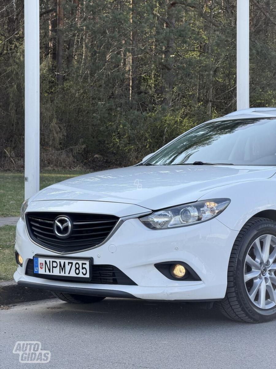White Mazda 6 2015 in Vilnius, with an engine capacity of 2.20 L and mileage of 267 thousand km for 6000 €, photo 3 on AUTOMOTO.COM.LV
