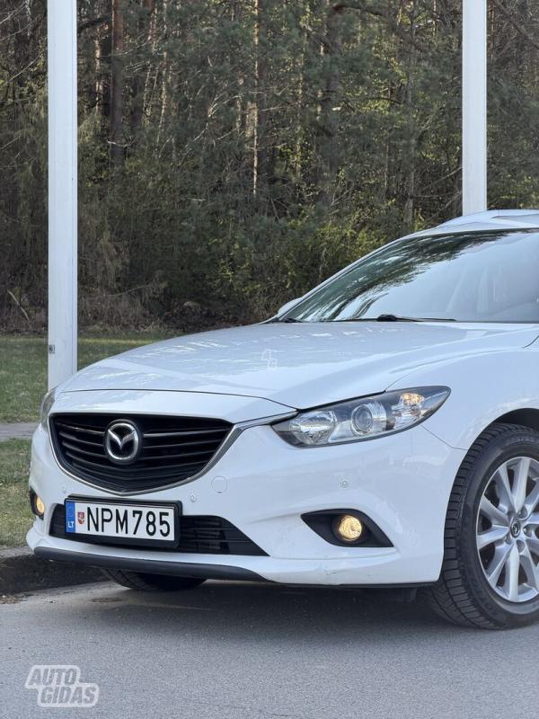 White Mazda 6 2015 in Vilnius, with an engine capacity of 2.20 L and mileage of 267 thousand km for 5900 €, photo 2 on AUTOMOTO.COM.LV
