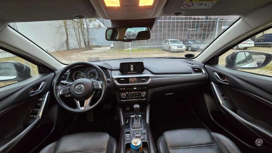 White Mazda 6 2016 in Kaunas, with an engine capacity of 2.19 L and mileage of 304 thousand km for 6990 €, photo 13 on AUTOMOTO.COM.LV