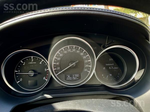 White Mazda 6 2016 in Liepaja, with an engine capacity of 2.20 L and mileage of 220 thousand km for 6990 €, photo 7 on AUTOMOTO.COM.LV