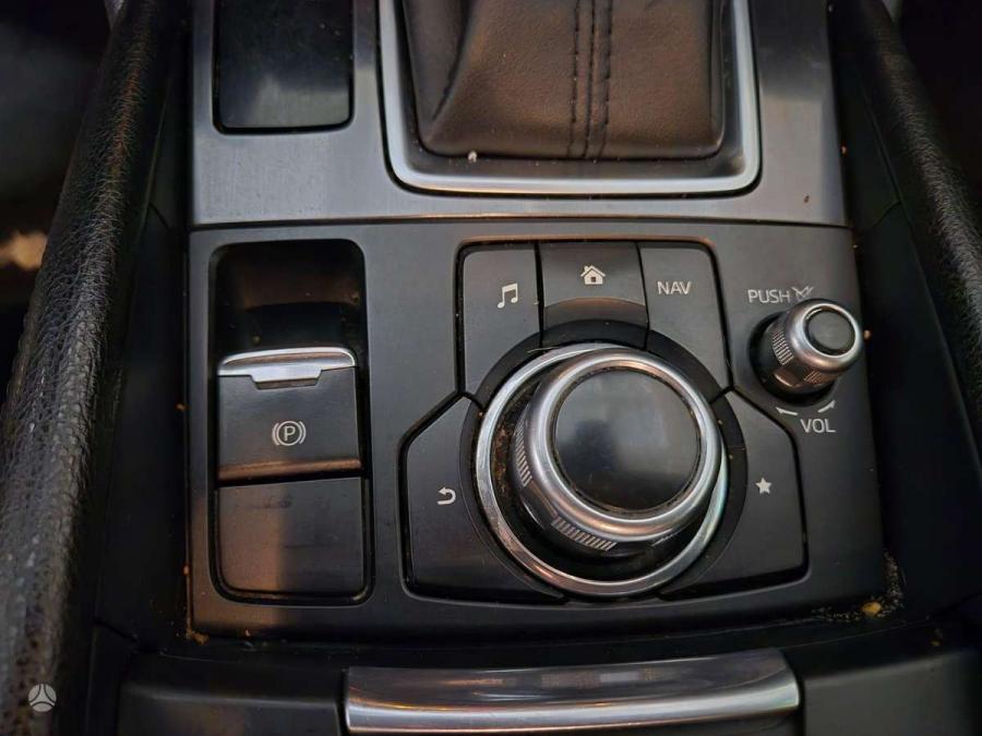 White Mazda 6 2016 in Panevezys, with an engine capacity of 2.18 L and mileage of 260 thousand km for 3700 €, photo 11 on AUTOMOTO.COM.LV