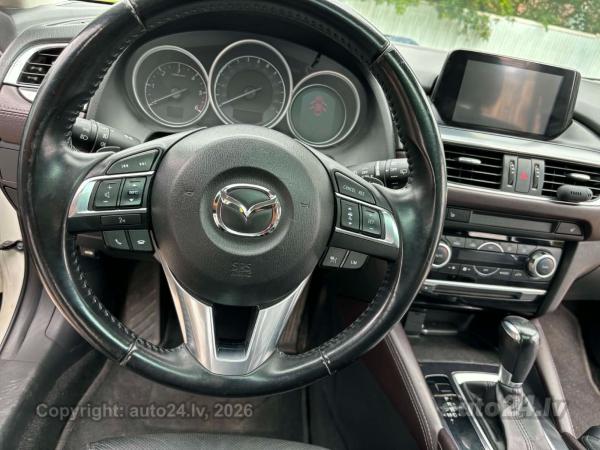 White Mazda 6 2016 in Haapsalu, with an engine capacity of 2.20 L and mileage of 180 thousand km for 10500 €, photo 10 on AUTOMOTO.COM.LV