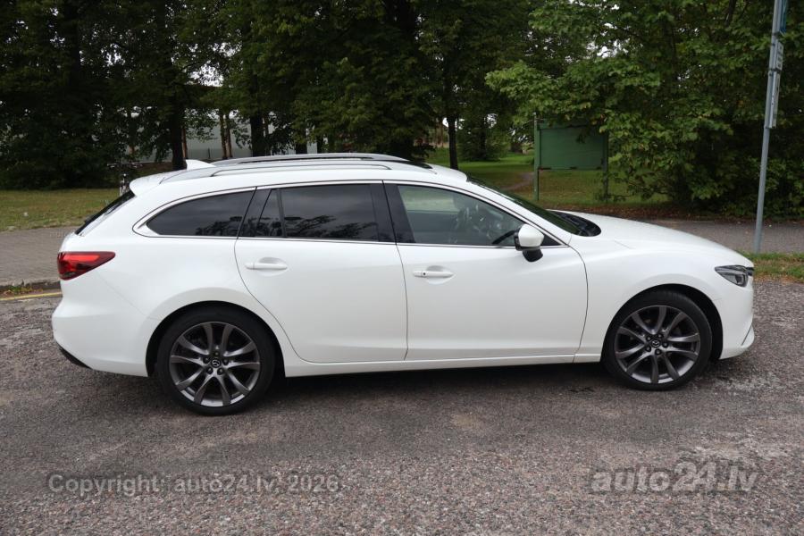 White Mazda 6 2016 in Haapsalu, with an engine capacity of 2.20 L and mileage of 180 thousand km for 10500 €, photo 5 on AUTOMOTO.COM.LV
