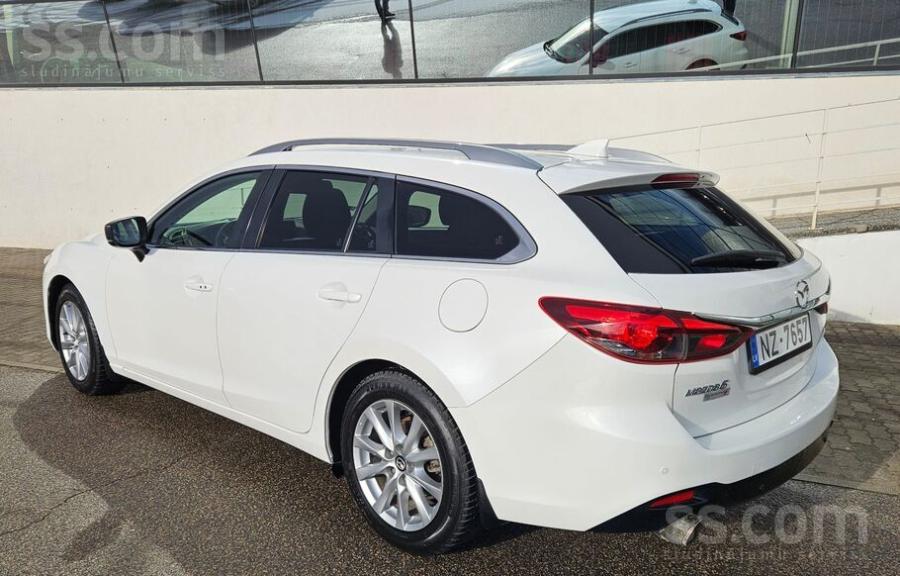 White Mazda 6 2017 in Ogre, with an engine capacity of 2.20 L and mileage of 232 thousand km for 8800 €, photo 6 on AUTOMOTO.COM.LV