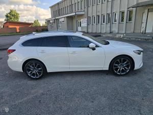 White Mazda 6 2018 in Taurage, with an engine capacity of 2.20 L and mileage of 186 thousand km for 7800 €, photo 8 on AUTOMOTO.COM.LV