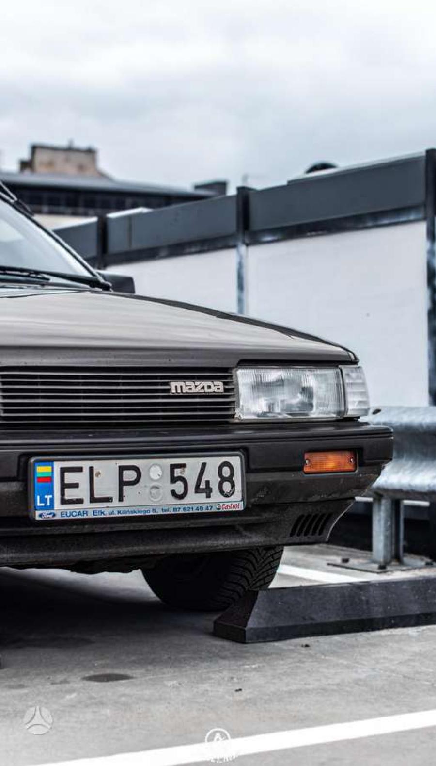 Melns Mazda 626 1986 Viļņa, ar dzinēja tilpumu 1.98 L un nobraukumu 221 tūkst. km par 2100 €, foto 14 vietnē AUTOMOTO.COM.LV