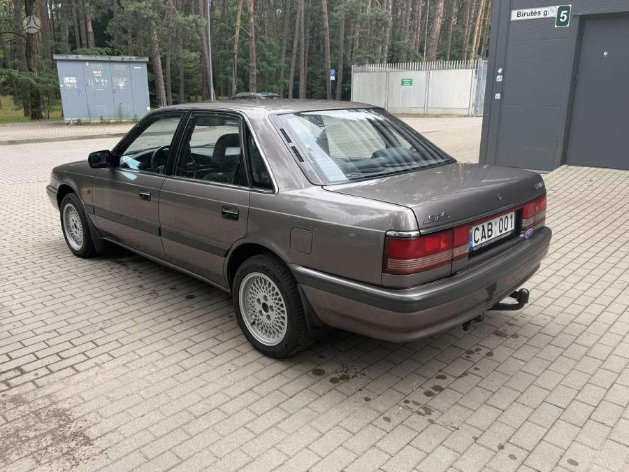 Коричневый Мазда 626 1990 в Вильнюс, объемом двигателя 2.20 л и пробегом 155 тыс. км за 2700 €, фото 4 на AUTOMOTO.COM.LV