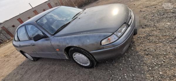 Mazda 626 1994 Kauņa, ar dzinēja tilpumu 1.80 L un nobraukumu 280 tūkst. km par 555 €, foto 4 vietnē AUTOMOTO.COM.LV