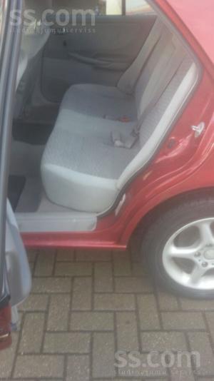 Sarkans Mazda 626 2000 Valmiera, ar dzinēja tilpumu 2.00 L un nobraukumu 150 tūkst. km par 2800 €, foto 5 vietnē AUTOMOTO.COM.LV