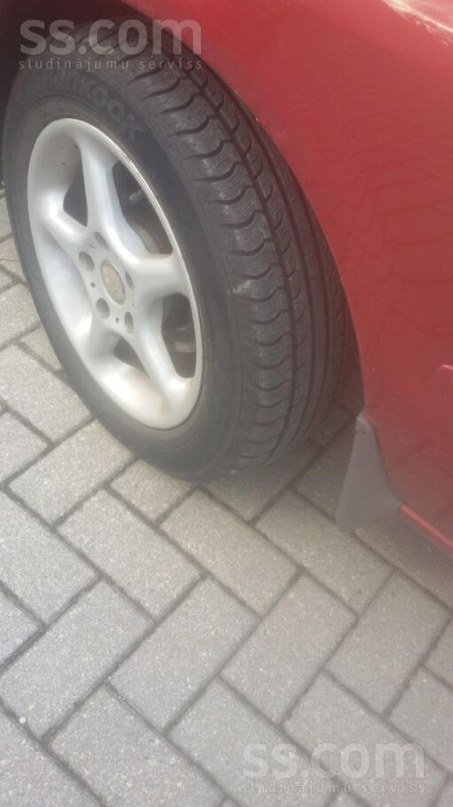 Sarkans Mazda 626 2000 Valmiera, ar dzinēja tilpumu 2.00 L un nobraukumu 150 tūkst. km par 2800 €, foto 6 vietnē AUTOMOTO.COM.LV