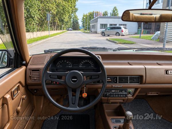 Mazda 626 1985 in Tallinn, with an engine capacity of 2.00 L and mileage of 242 thousand km for 3499 €, photo 10 on AUTOMOTO.COM.LV