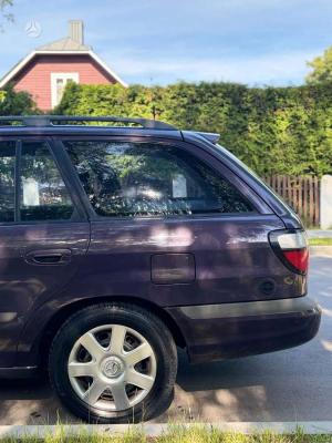 Violets Mazda 626 1998 Viļņa, ar dzinēja tilpumu 1.80 L un nobraukumu 269 tūkst. km par 1150 €, foto 9 vietnē AUTOMOTO.COM.LV