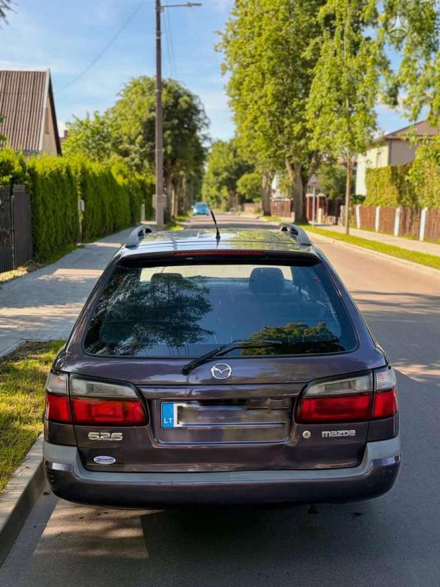 Violets Mazda 626 1998 Viļņa, ar dzinēja tilpumu 1.80 L un nobraukumu 269 tūkst. km par 1150 €, foto 10 vietnē AUTOMOTO.COM.LV