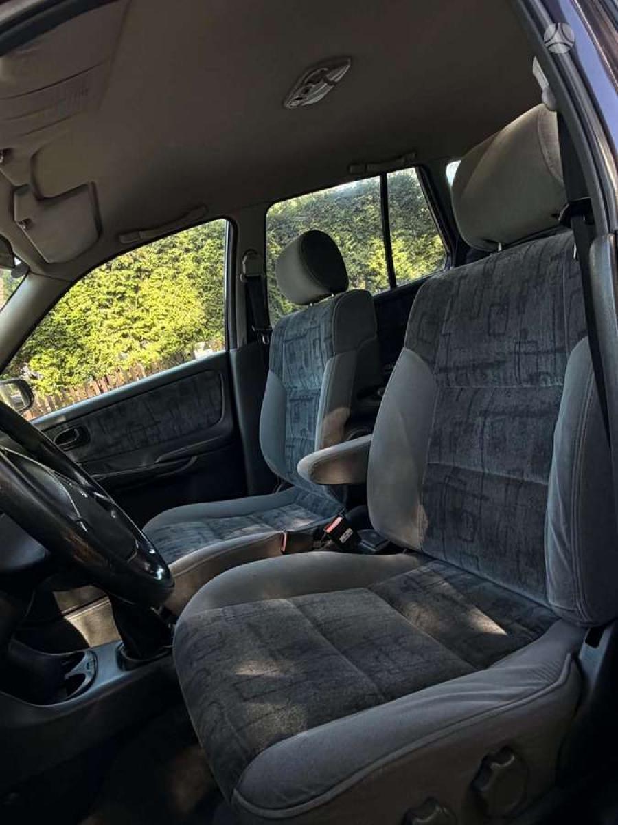 Violets Mazda 626 1998 Viļņa, ar dzinēja tilpumu 1.80 L un nobraukumu 269 tūkst. km par 1150 €, foto 15 vietnē AUTOMOTO.COM.LV
