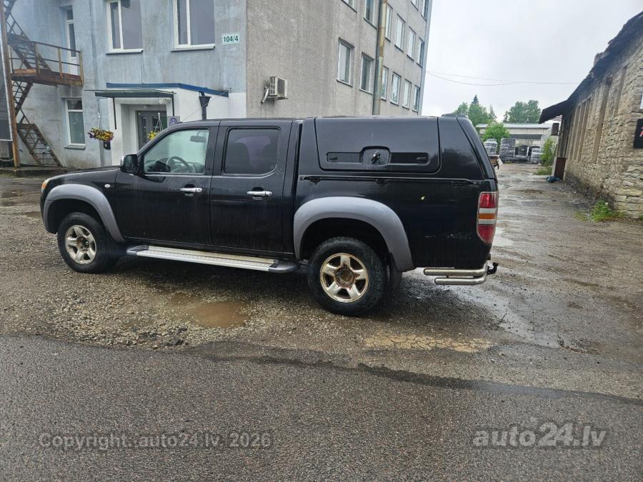 Black Mazda BT-50 2008 in Tallinn, with an engine capacity of 2.50 L and mileage of 280 thousand km for 4999 €, photo 4 on AUTOMOTO.COM.LV