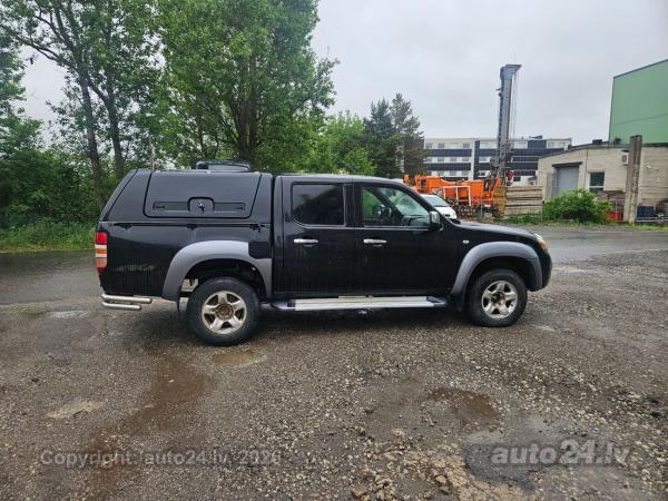Black Mazda BT-50 2008 in Tallinn, with an engine capacity of 2.50 L and mileage of 280 thousand km for 4999 €, photo 5 on AUTOMOTO.COM.LV