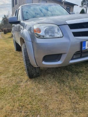 Grey Mazda BT-50 2011 in Elva, with an engine capacity of 2.50 L and mileage of 350 thousand km for 7500 €, photo 3 on AUTOMOTO.COM.LV