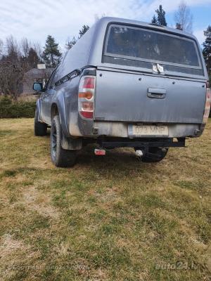 Grey Mazda BT-50 2011 in Elva, with an engine capacity of 2.50 L and mileage of 350 thousand km for 7500 €, photo 5 on AUTOMOTO.COM.LV