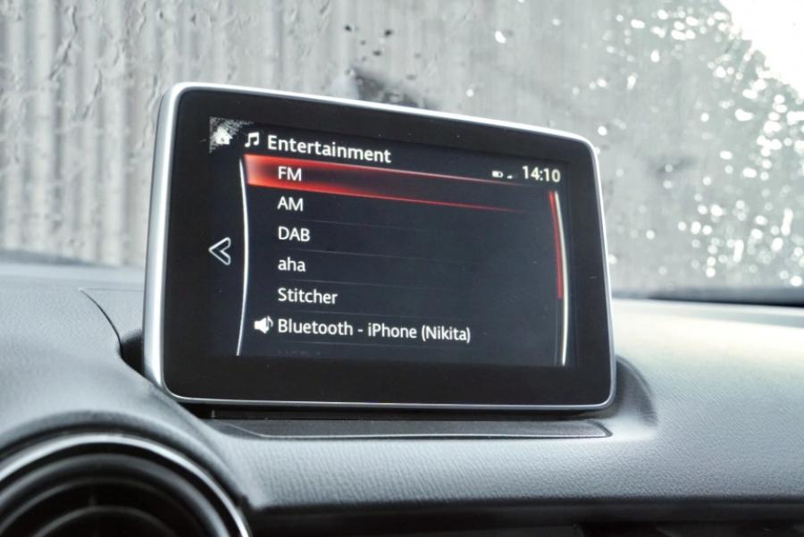 Black Mazda CX-3 2015 in Riga, with an engine capacity of 1.50 L and mileage of 158 thousand km for 10900 €, photo 12 on AUTOMOTO.COM.LV