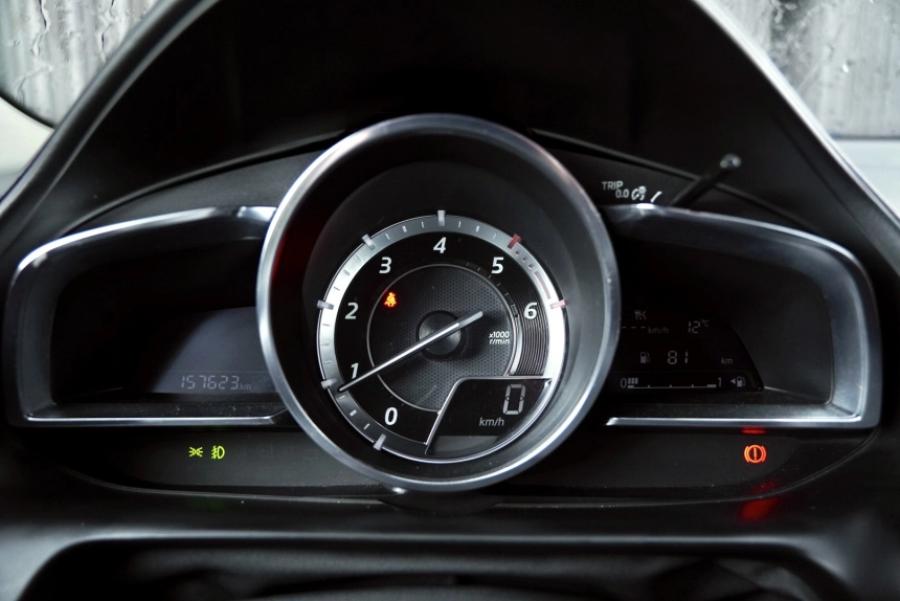 Black Mazda CX-3 2015 in Riga, with an engine capacity of 1.50 L and mileage of 158 thousand km for 10900 €, photo 18 on AUTOMOTO.COM.LV