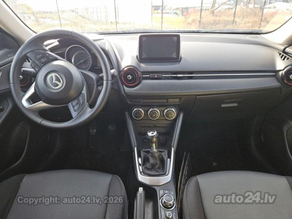 Black Mazda CX-3 2016 in Tartu, with an engine capacity of 1.50 L and mileage of 217 thousand km for 8888 €, photo 9 on AUTOMOTO.COM.LV
