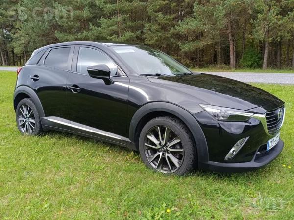Black Mazda CX-3 2016 in Riga, with an engine capacity of 1.50 L and mileage of 166 thousand km for 8500 €, photo 3 on AUTOMOTO.COM.LV