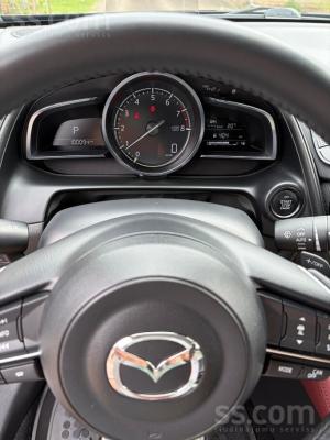 Black Mazda CX-3 2017 in Riga, with an engine capacity of 2.00 L and mileage of 100 thousand km for 14500 €, photo 7 on AUTOMOTO.COM.LV