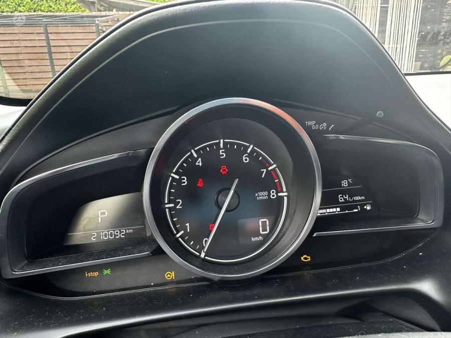 Melns Mazda CX-3 2017 Kauņa, ar dzinēja tilpumu 2.00 L un nobraukumu 210 tūkst. km par 12200 €, foto 18 vietnē AUTOMOTO.COM.LV